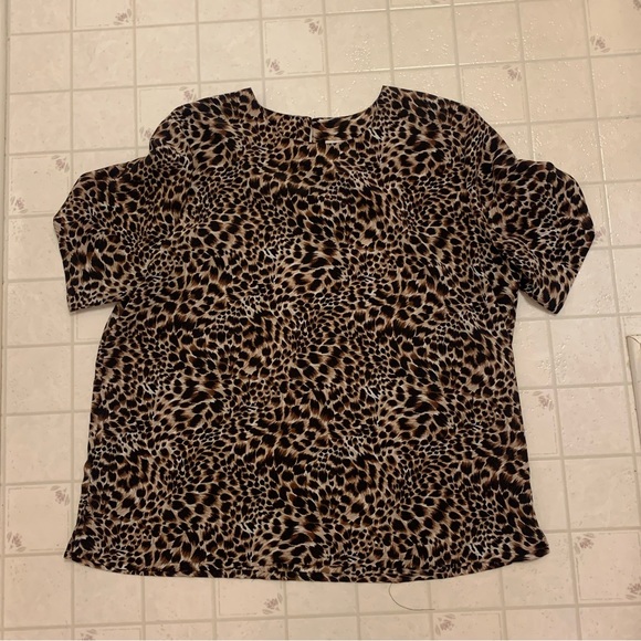 Tops | 9s Cheetah Print Top | Poshmark